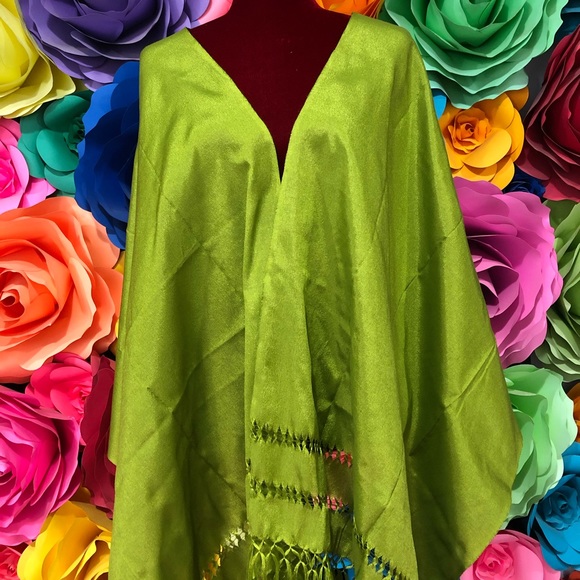 Accessories | Rebozo Color Green Unless Than Perfect With Some Broken ...